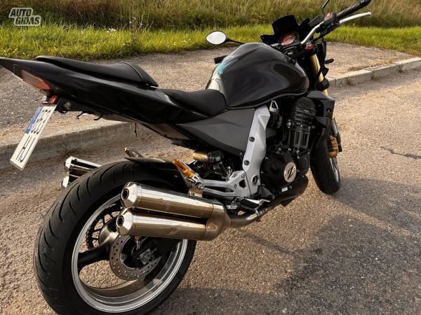 Black Kawasaki Z 2004 in Vilnius, with an engine capacity of 1.00 L and mileage of 0 thousand km for 2600 €, photo 8 on AUTOMOTO.COM.LV