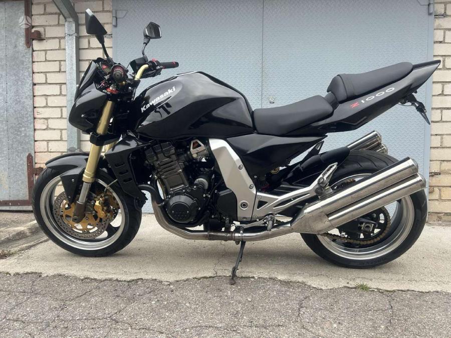 Melns Kawasaki Z 2004 Birštonas, ar dzinēja tilpumu 1.00 L un nobraukumu 42 tūkst. km par 2999 €, foto 3 vietnē AUTOMOTO.COM.LV