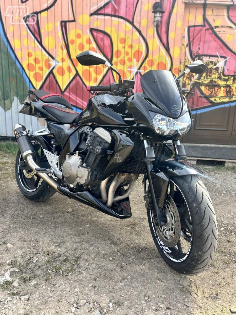 Melns Kawasaki Z 2004 Klaipėda, ar dzinēja tilpumu 0.75 L un nobraukumu 33 tūkst. km par 2700 €, foto 1 vietnē AUTOMOTO.COM.LV