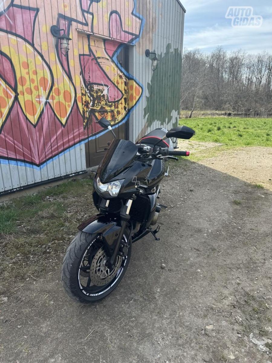 Melns Kawasaki Z 2004 Klaipėda, ar dzinēja tilpumu 0.75 L un nobraukumu 33 tūkst. km par 2700 €, foto 6 vietnē AUTOMOTO.COM.LV