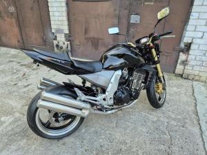 Черный Кавасаки Z 2004 в Алитус, объемом двигателя 1.00 л и пробегом 37 тыс. км за 2950 €, фото 5 на AUTOMOTO.COM.LV