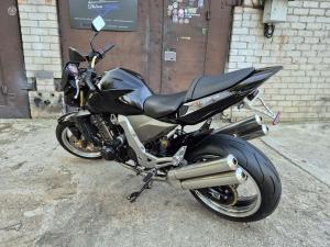 Черный Кавасаки Z 2004 в Алитус, объемом двигателя 1.00 л и пробегом 37 тыс. км за 2950 €, фото 7 на AUTOMOTO.COM.LV