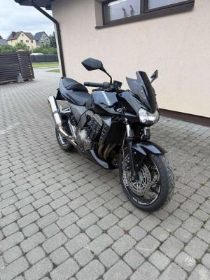 Black Kawasaki Z 2004 in Elektrenai, with an engine capacity of 0.75 L and mileage of 45 thousand km for 2600 €, photo  on AUTOMOTO.COM.LV
