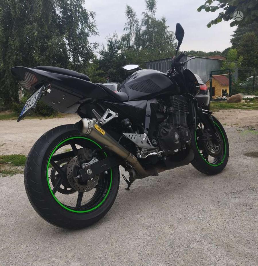 Black Kawasaki Z 2004 in Kaunas, with an engine capacity of 0.75 L and mileage of 41 thousand km for 2100 €, photo 5 on AUTOMOTO.COM.LV
