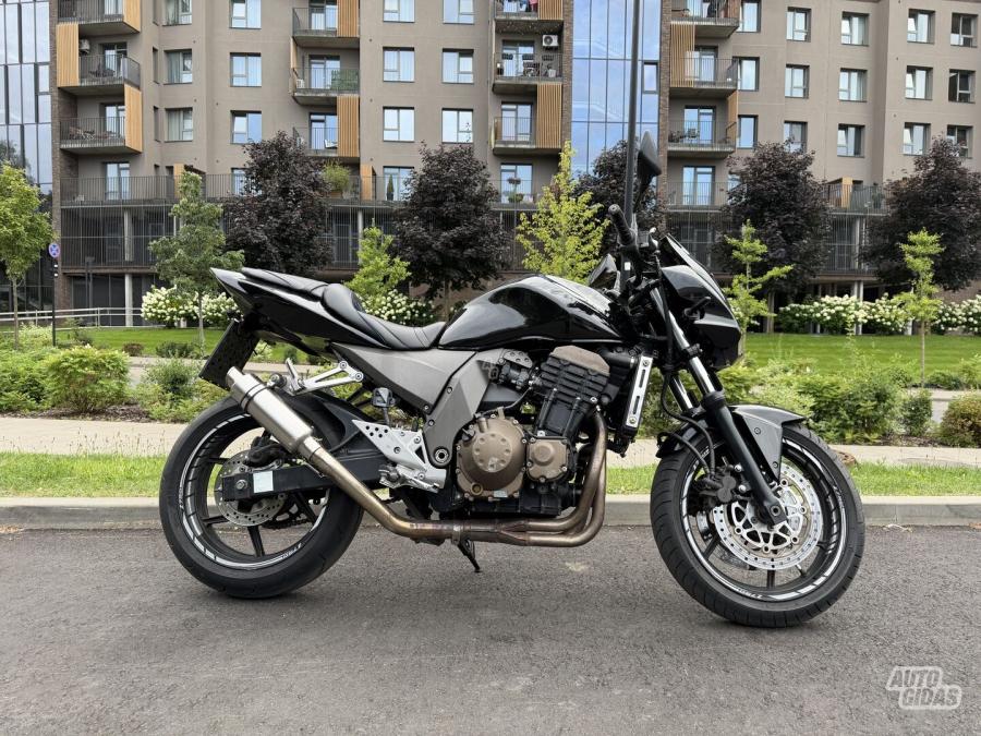Black Kawasaki Z 2004 in Vilnius, with an engine capacity of 0.75 L and mileage of 38 thousand km for 3000 €, photo 1 on AUTOMOTO.COM.LV