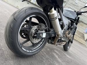 Black Kawasaki Z 2004 in Vilnius, with an engine capacity of 0.75 L and mileage of 38 thousand km for 3000 €, photo 8 on AUTOMOTO.COM.LV