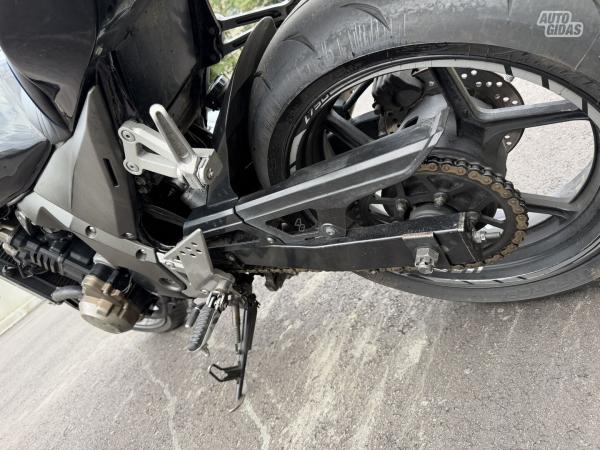 Black Kawasaki Z 2004 in Vilnius, with an engine capacity of 0.75 L and mileage of 38 thousand km for 3000 €, photo 9 on AUTOMOTO.COM.LV