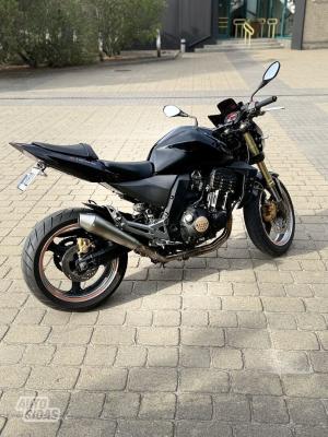 Melns Kawasaki Z 2004 Klaipėda, ar dzinēja tilpumu 1.00 L un nobraukumu 39 tūkst. km par 2800 €, foto  vietnē AUTOMOTO.COM.LV