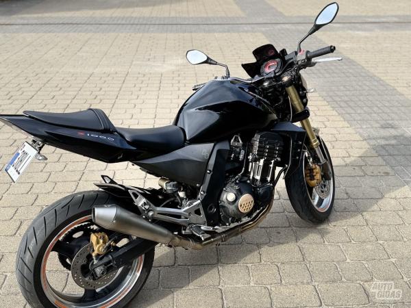 Black Kawasaki Z 2004 in Klaipeda, with an engine capacity of 1.00 L and mileage of 39 thousand km for 2800 €, photo 9 on AUTOMOTO.COM.LV