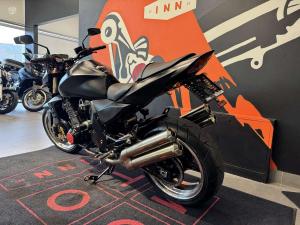 Melns Kawasaki Z 2004 Viļņa, ar dzinēja tilpumu 1.00 L un nobraukumu 51 tūkst. km par 2599 €, foto 4 vietnē AUTOMOTO.COM.LV