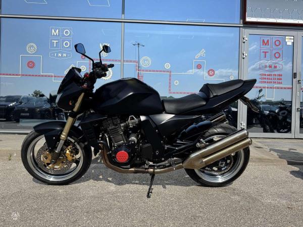 Melns Kawasaki Z 2004 Viļņa, ar dzinēja tilpumu 1.00 L un nobraukumu 51 tūkst. km par 2599 €, foto 6 vietnē AUTOMOTO.COM.LV
