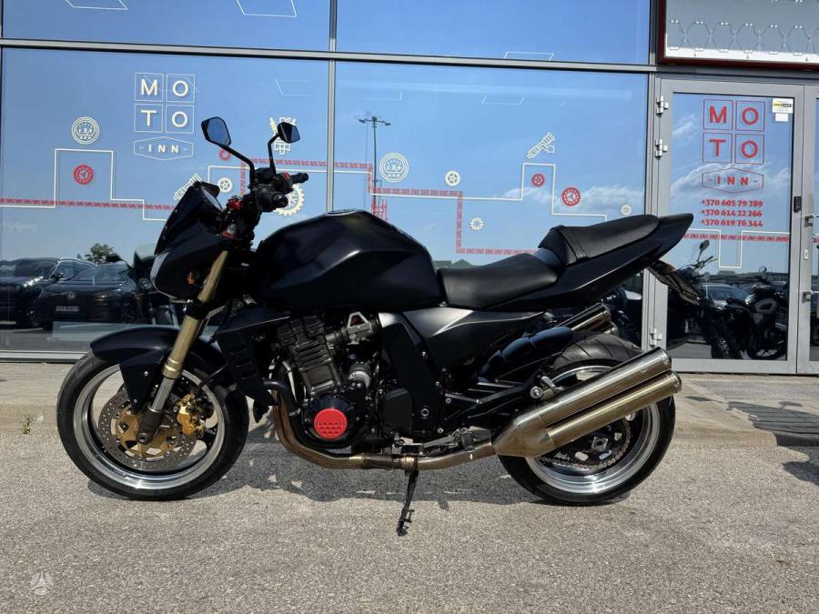 Melns Kawasaki Z 2004 Viļņa, ar dzinēja tilpumu 1.00 L un nobraukumu 51 tūkst. km par 2599 €, foto 6 vietnē AUTOMOTO.COM.LV