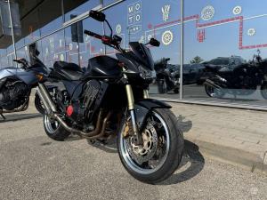 Melns Kawasaki Z 2004 Viļņa, ar dzinēja tilpumu 1.00 L un nobraukumu 51 tūkst. km par 2599 €, foto 10 vietnē AUTOMOTO.COM.LV