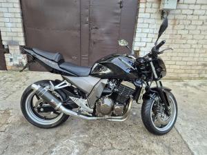 Black Kawasaki Z 2004 in Alytus, with an engine capacity of 0.75 L and mileage of 33 thousand km for 2750 €, photo 7 on AUTOMOTO.COM.LV