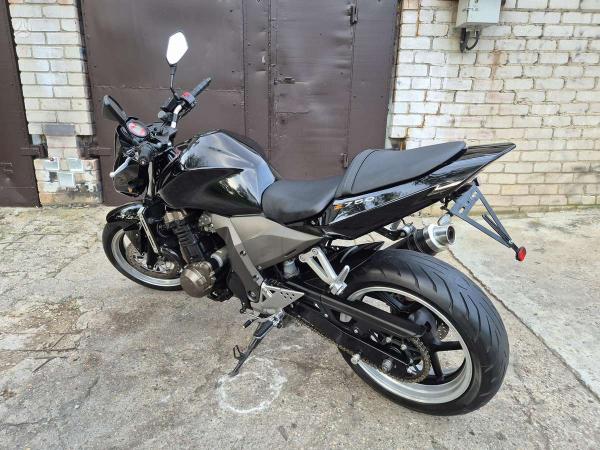 Kawasaki Z 2004 Alīta vietnē Melns Kawasaki Z 2004 Alīta, ar dzinēja tilpumu 0.75 L un nobraukumu 33 tūkst. km par 2750 €, foto 8 vietnē AUTOMOTO.COM.LV