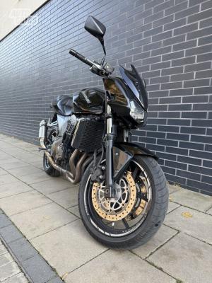 Black Kawasaki Z 2004 in Vilnius, with an engine capacity of 0.75 L and mileage of 38 thousand km for 2490 €, photo  on AUTOMOTO.COM.LV
