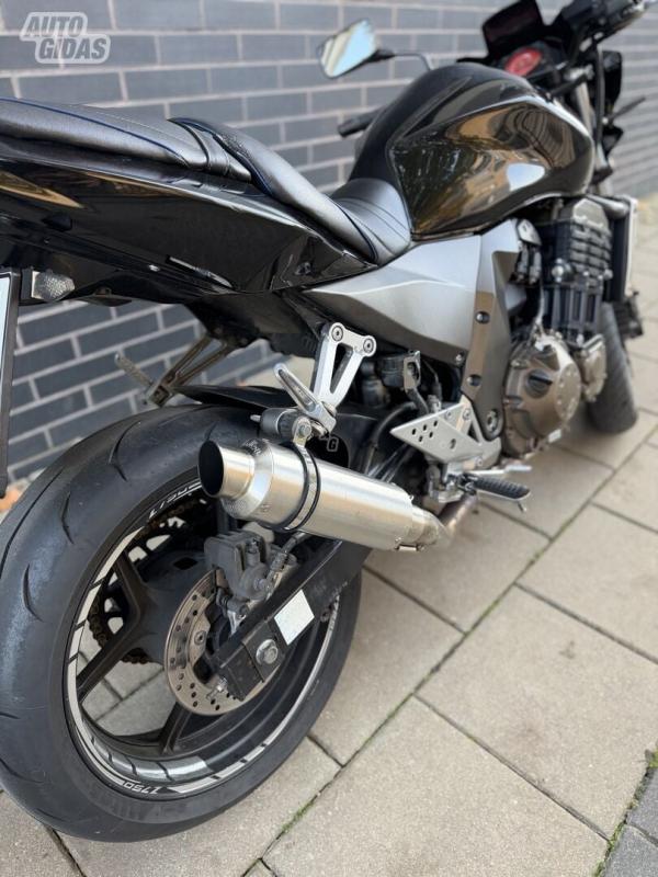Melns Kawasaki Z 2004 Viļņa, ar dzinēja tilpumu 0.75 L un nobraukumu 38 tūkst. km par 2490 €, foto 7 vietnē AUTOMOTO.COM.LV