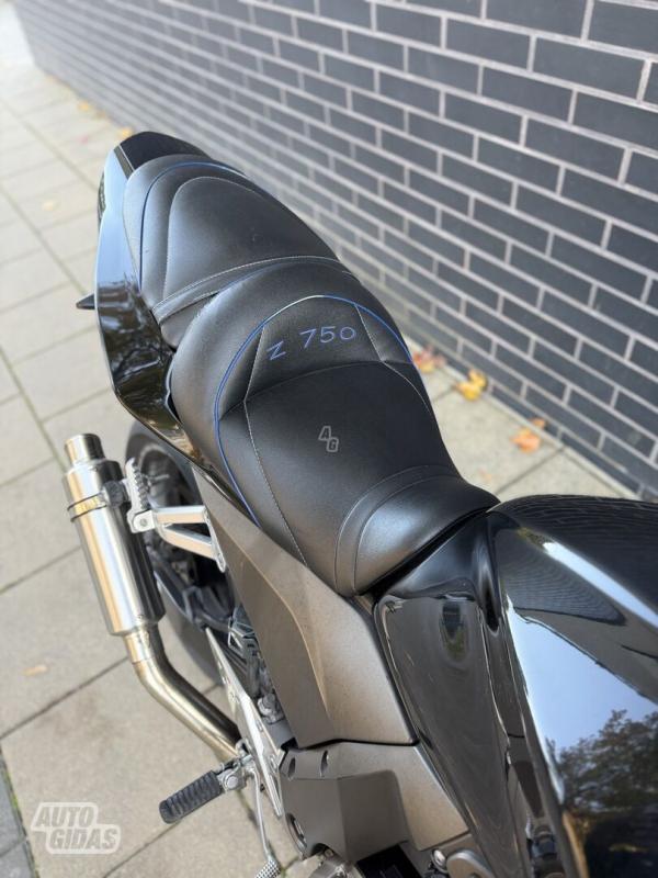 Melns Kawasaki Z 2004 Viļņa, ar dzinēja tilpumu 0.75 L un nobraukumu 38 tūkst. km par 2490 €, foto 8 vietnē AUTOMOTO.COM.LV