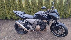 Melns Kawasaki Z 2005 Kauņa, ar dzinēja tilpumu 0.75 L un nobraukumu 42 tūkst. km par 2250 €, foto 3 vietnē AUTOMOTO.COM.LV