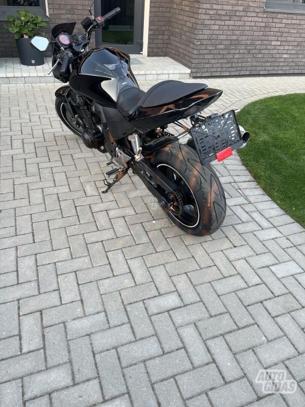 Melns Kawasaki Z 2005 Panevēža, ar dzinēja tilpumu 0.75 L un nobraukumu 43 tūkst. km par 2100 €, foto 4 vietnē AUTOMOTO.COM.LV