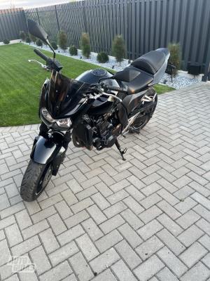 Черный Кавасаки Z 2005 в Паневежис, объемом двигателя 0.75 л и пробегом 43 тыс. км за 2100 €, фото 7 на AUTOMOTO.COM.LV