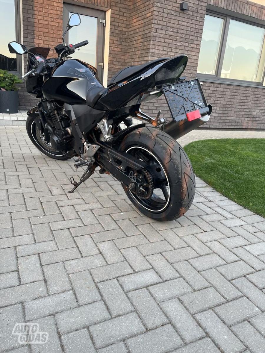 Черный Кавасаки Z 2005 в Паневежис, объемом двигателя 0.75 л и пробегом 43 тыс. км за 2100 €, фото 10 на AUTOMOTO.COM.LV