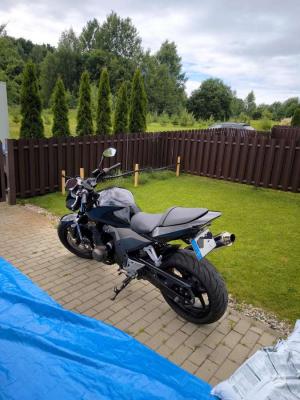 Черный Кавасаки Z 2005 в Вильнюс, объемом двигателя 0.75 л и пробегом 17 тыс. км за 2999 €, фото 17 на AUTOMOTO.COM.LV