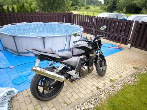 Черный Кавасаки Z 2005 в Вильнюс, объемом двигателя 0.75 л и пробегом 17 тыс. км за 2999 €, фото 18 на AUTOMOTO.COM.LV