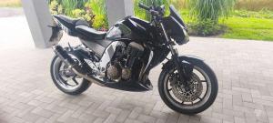 Черный Кавасаки Z 2005 в Пренай, объемом двигателя 0.75 л и пробегом 55 тыс. км за 2700 €, фото 5 на AUTOMOTO.COM.LV