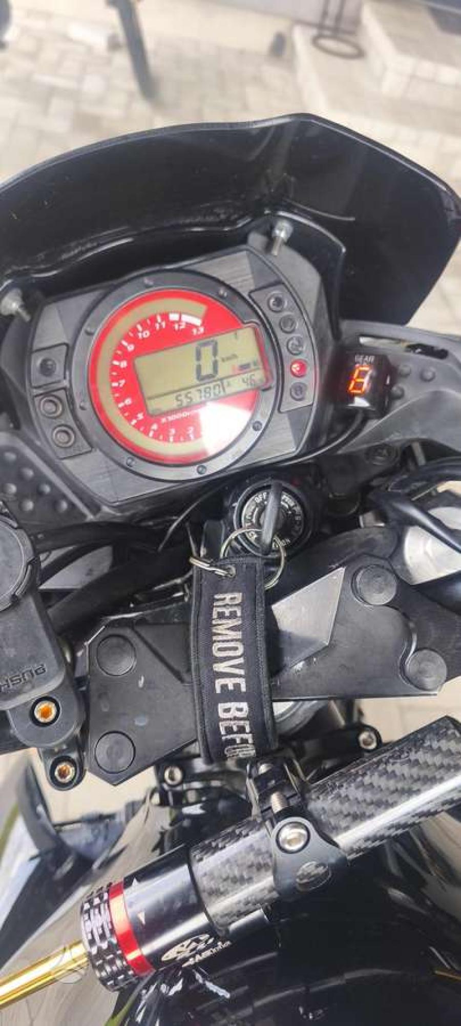 Черный Кавасаки Z 2005 в Пренай, объемом двигателя 0.75 л и пробегом 55 тыс. км за 2700 €, фото 8 на AUTOMOTO.COM.LV