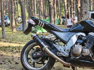 Черный Кавасаки Z 2005 в Пренай, объемом двигателя 0.75 л и пробегом 55 тыс. км за 2700 €, фото 10 на AUTOMOTO.COM.LV