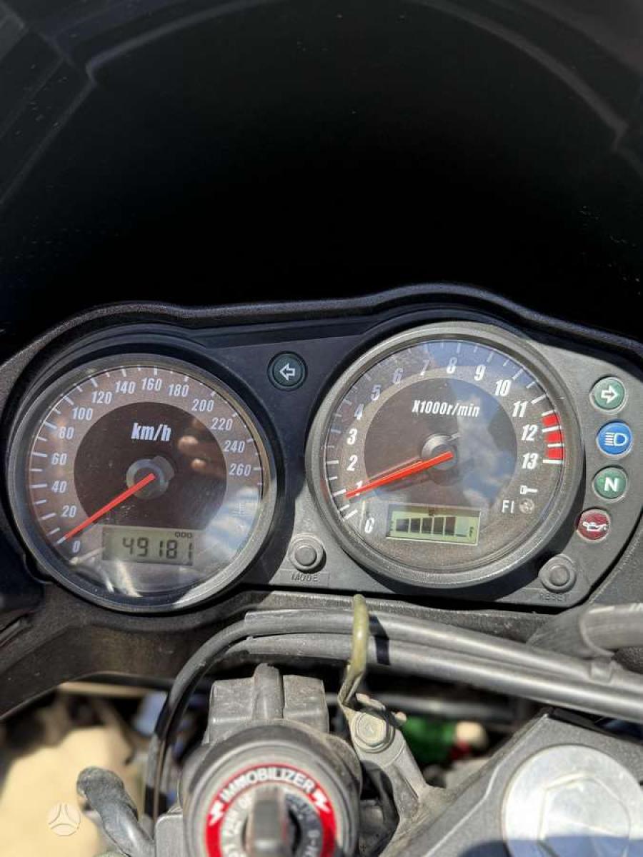 Melns Kawasaki Z 2005 Mažeikiai, ar dzinēja tilpumu 0.75 L un nobraukumu 49 tūkst. km par 2600 €, foto 9 vietnē AUTOMOTO.COM.LV