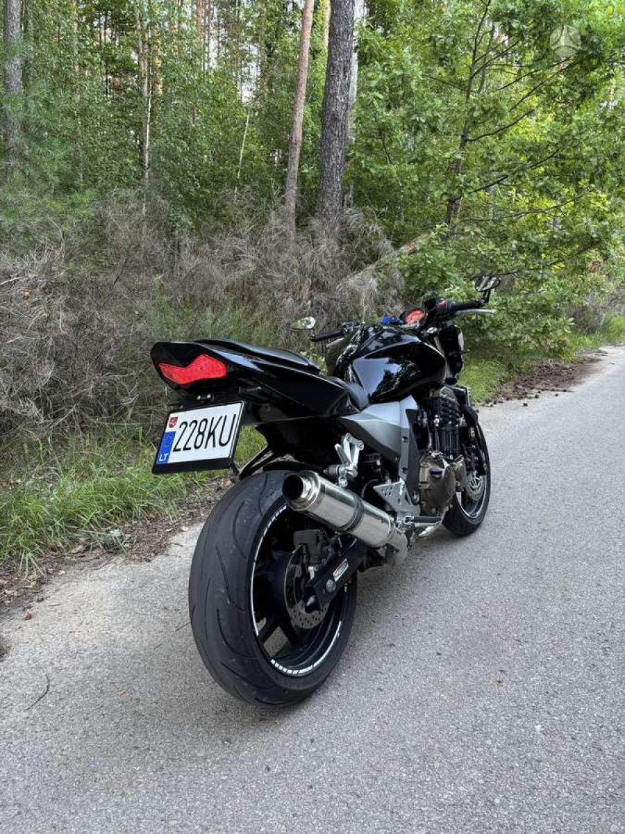 Melns Kawasaki Z 2005 Druskininkai, ar dzinēja tilpumu 0.75 L un nobraukumu 36 tūkst. km par 3350 €, foto 4 vietnē AUTOMOTO.COM.LV