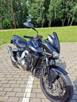 Black Kawasaki Z 2005 in Vilnius, with an engine capacity of 0.75 L and mileage of 58 thousand km for 2600 €, photo 11 on AUTOMOTO.COM.LV
