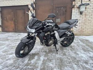 Melns Kawasaki Z 2006 Alīta, ar dzinēja tilpumu 0.75 L un nobraukumu 38 tūkst. km par 2890 €, foto  vietnē AUTOMOTO.COM.LV