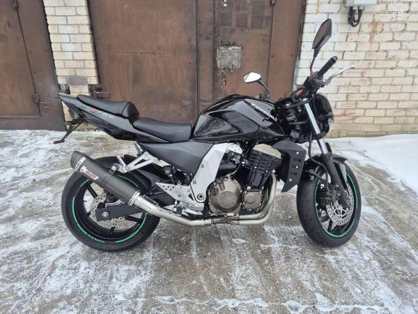Black Kawasaki Z 2006 in Alytus, with an engine capacity of 0.75 L and mileage of 38 thousand km for 2890 €, photo 6 on AUTOMOTO.COM.LV
