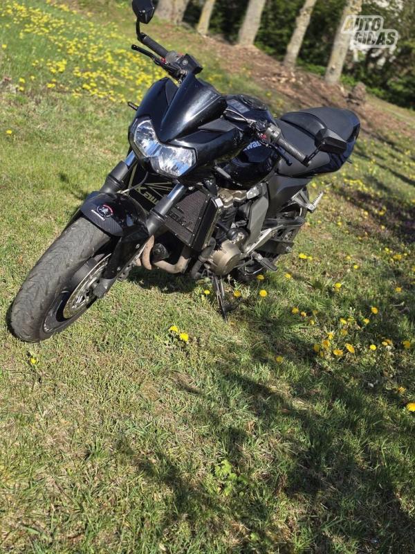 Black Kawasaki Z 2006 in Marijampole, with an engine capacity of 0.75 L and mileage of 0 thousand km for 2250 €, photo 2 on AUTOMOTO.COM.LV