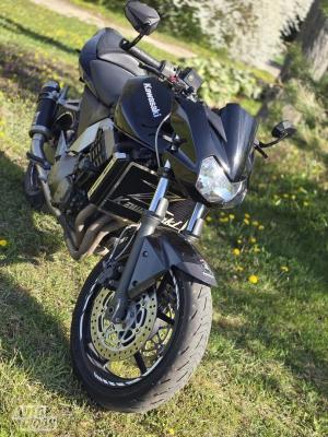 Черный Кавасаки Z 2006 в Мариямполе, объемом двигателя 0.75 л и пробегом 0 тыс. км за 2250 €, фото 4 на AUTOMOTO.COM.LV