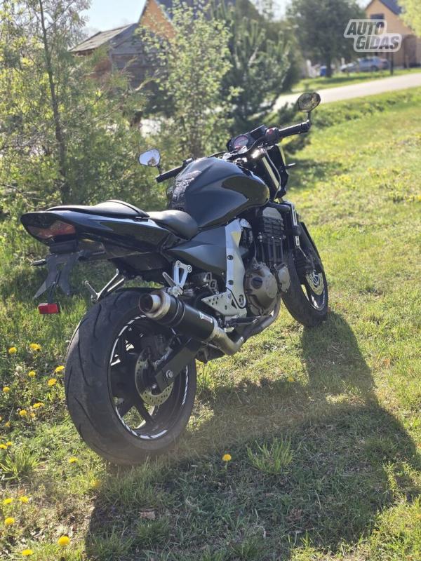 Black Kawasaki Z 2006 in Marijampole, with an engine capacity of 0.75 L and mileage of 0 thousand km for 2250 €, photo 4 on AUTOMOTO.COM.LV