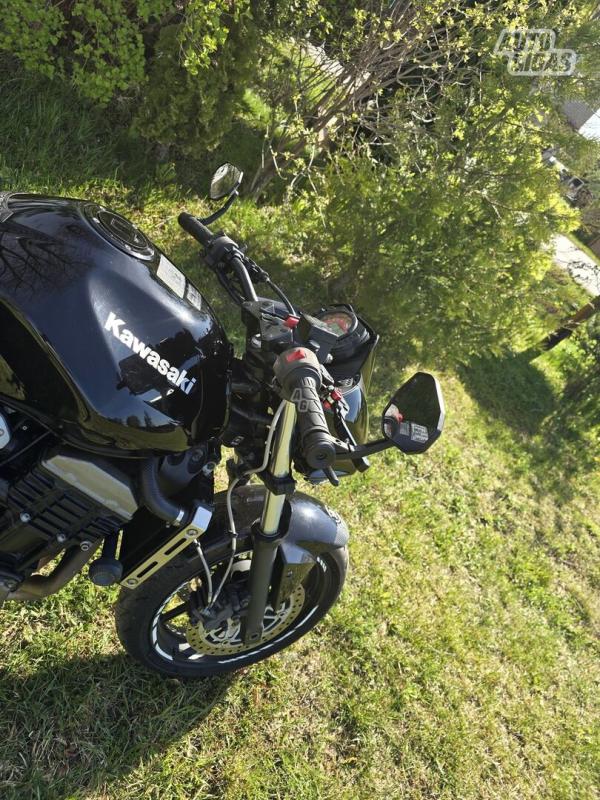 Black Kawasaki Z 2006 in Marijampole, with an engine capacity of 0.75 L and mileage of 0 thousand km for 2250 €, photo 6 on AUTOMOTO.COM.LV