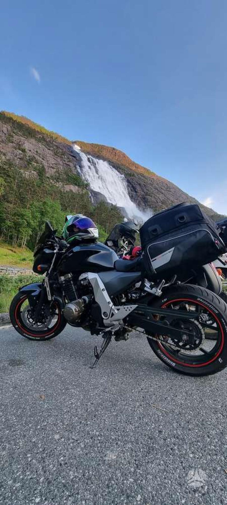 Melns Kawasaki Z 2006 Šauļi, ar dzinēja tilpumu 0.75 L un nobraukumu 59 tūkst. km par 3000 €, foto 1 vietnē AUTOMOTO.COM.LV
