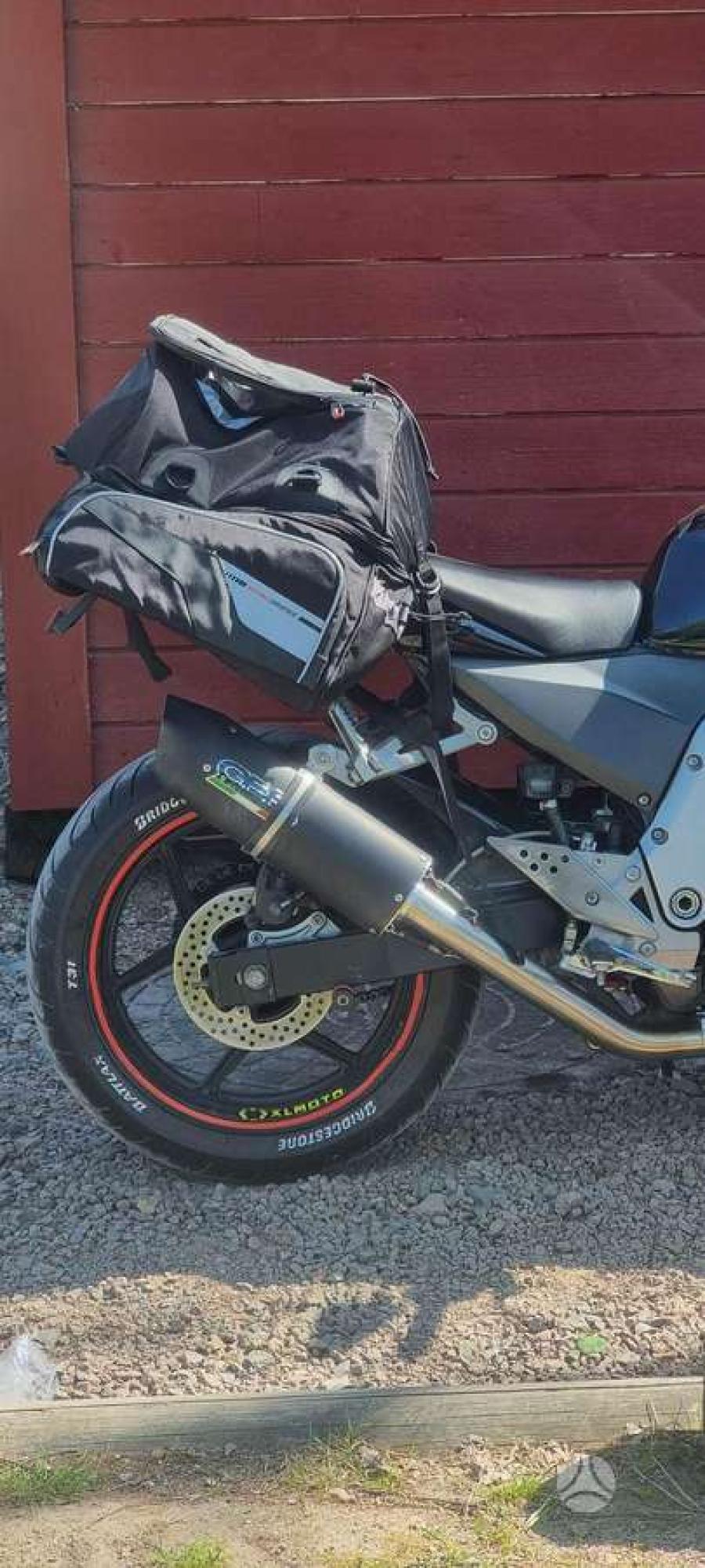 Melns Kawasaki Z 2006 Šauļi, ar dzinēja tilpumu 0.75 L un nobraukumu 59 tūkst. km par 3000 €, foto 12 vietnē AUTOMOTO.COM.LV