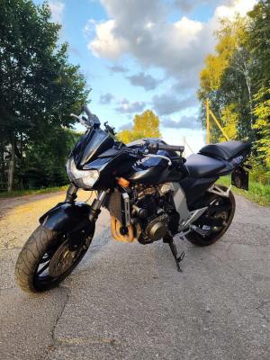 Black Kawasaki Z 2006 in Kedainiai, with an engine capacity of 0.75 L and mileage of 30 thousand km for 1850 €, photo  on AUTOMOTO.COM.LV