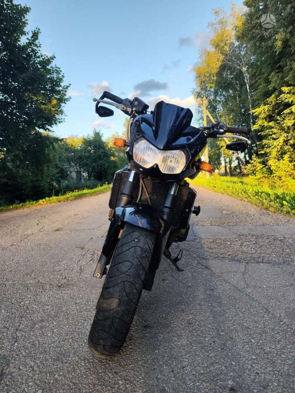 Black Kawasaki Z 2006 in Kedainiai, with an engine capacity of 0.75 L and mileage of 30 thousand km for 1850 €, photo 7 on AUTOMOTO.COM.LV