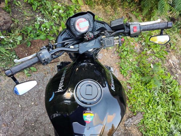 Black Kawasaki Z 2006 in Kedainiai, with an engine capacity of 0.75 L and mileage of 30 thousand km for 1850 €, photo 8 on AUTOMOTO.COM.LV