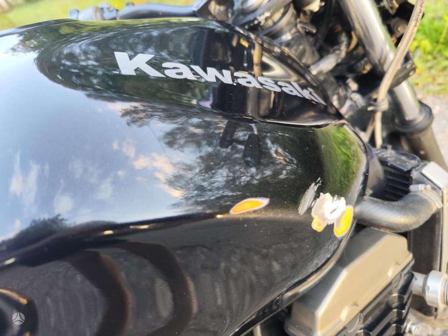 Black Kawasaki Z 2006 in Kedainiai, with an engine capacity of 0.75 L and mileage of 30 thousand km for 1850 €, photo 12 on AUTOMOTO.COM.LV