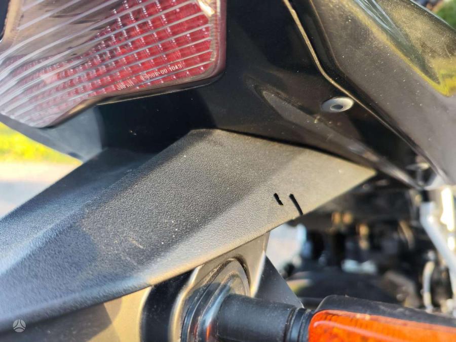 Black Kawasaki Z 2006 in Kedainiai, with an engine capacity of 0.75 L and mileage of 30 thousand km for 1850 €, photo 15 on AUTOMOTO.COM.LV