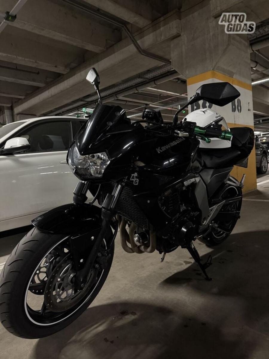 Black Kawasaki Z 2006 in Siauliai, with an engine capacity of 0.75 L and mileage of 30 thousand km for 3200 €, photo 1 on AUTOMOTO.COM.LV