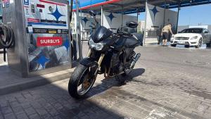 Черный Кавасаки Z 2006 в Вильнюс, объемом двигателя 1.00 л и пробегом 47 тыс. км за 3000 €, фото 4 на AUTOMOTO.COM.LV