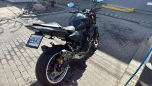 Черный Кавасаки Z 2006 в Вильнюс, объемом двигателя 1.00 л и пробегом 47 тыс. км за 3000 €, фото 6 на AUTOMOTO.COM.LV